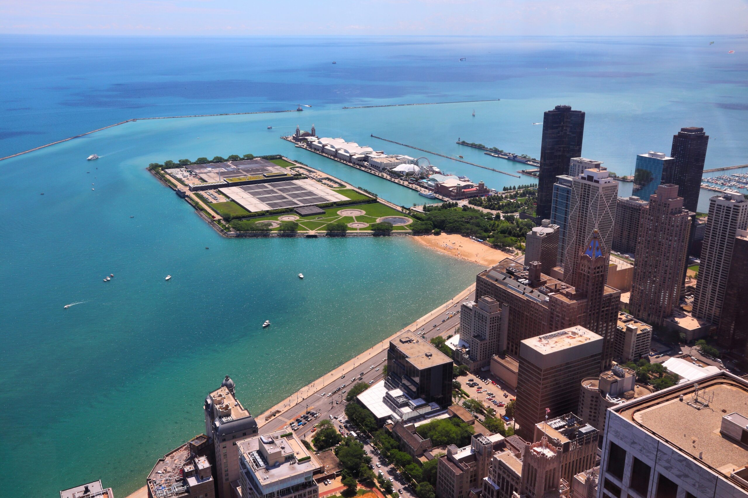 Chicago Charter Bus Rental for Groups – Metropolitan Shuttle